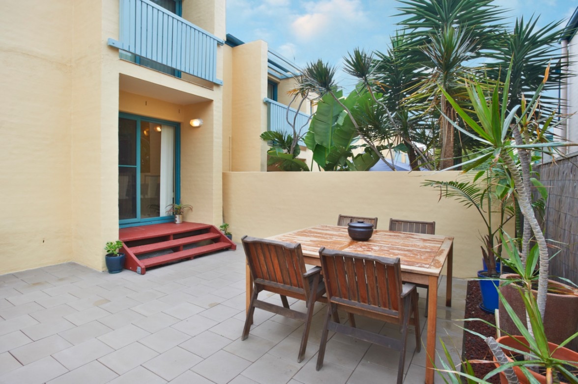 Terrace Sold - 26/131-147 Alice Street, Newtown